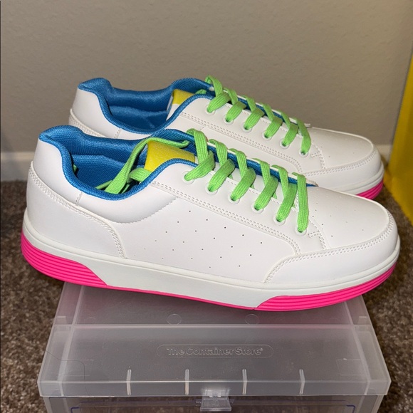 Cape Robbin | Shoes | Cape Robbin White Sneakers With Pink Soles And ...